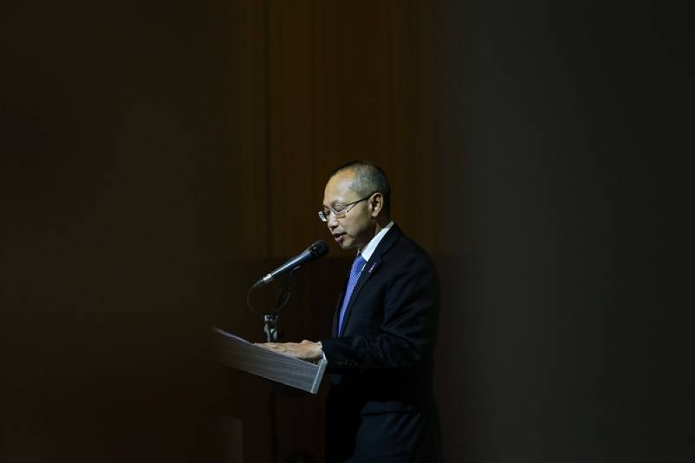 Bursa chairman sees recovery on horizon for Malaysian economy, but says ...