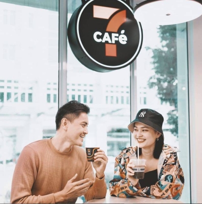 7-Eleven unveils 7CAFé, its largest outlet in Puchong | Malay Mail
