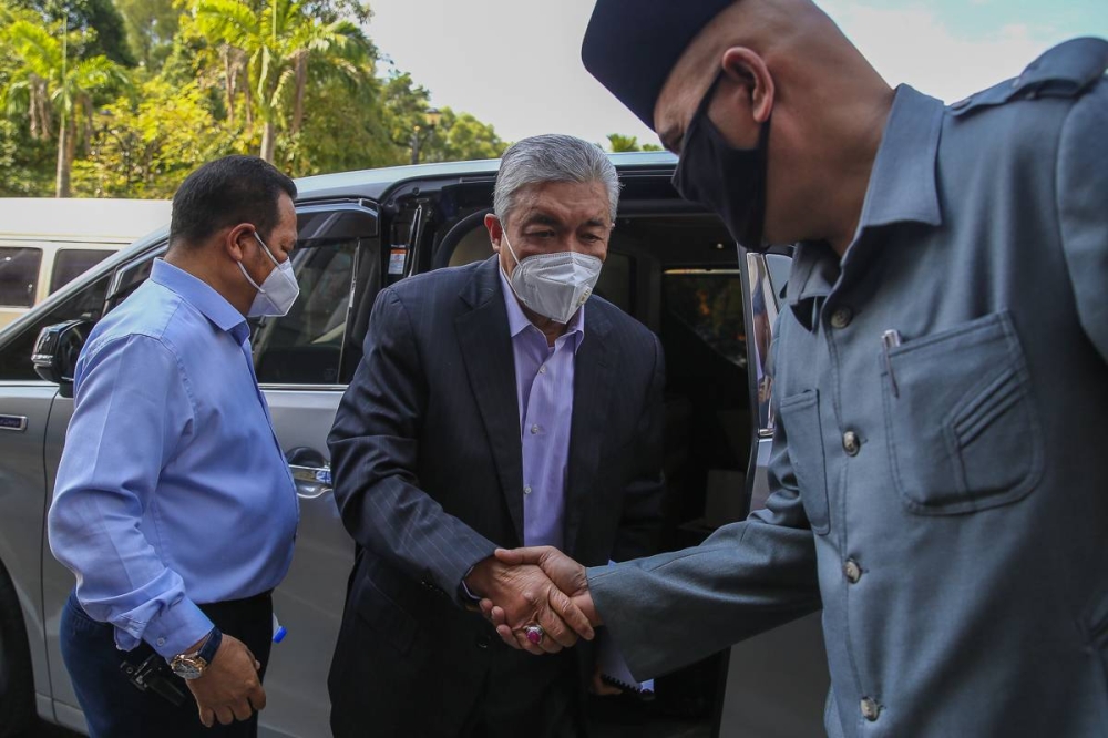 Judge decides Zahid’s trial must continue without delay; prosecution ...
