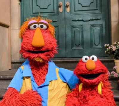 Sesame Street's Elmo gets vaccinated, second muppet to receive Covid-19 ...