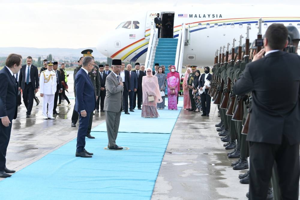 Agong, Raja Permaisuri arrive in Turkey for state visit | Malay Mail