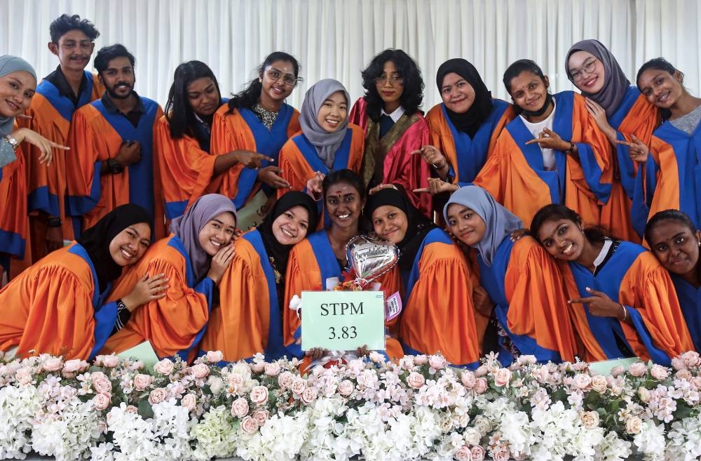 STPM 2021: 874 candidates score perfect 4.0 CGPA, says Malaysian ...