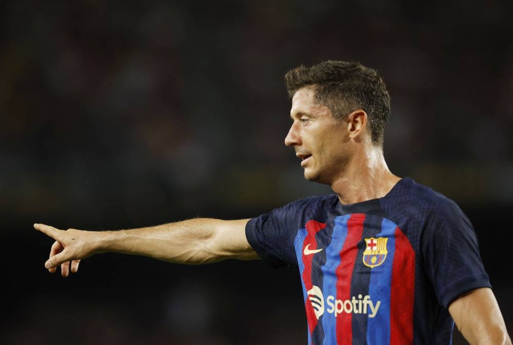 Thief tries to steal Lewandowski’s watch | Malay Mail