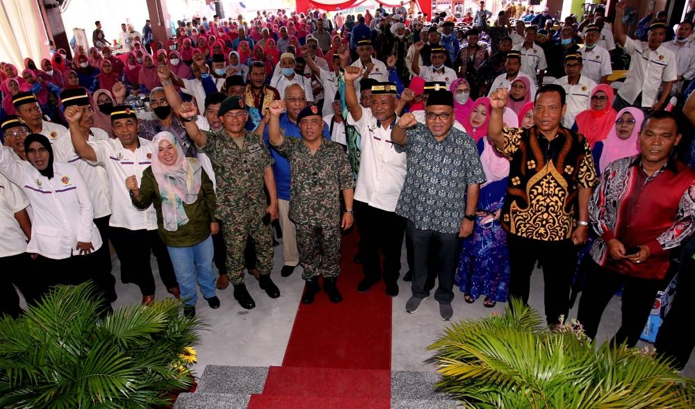 Proposed cargo rail line in Perak tabled at exco meeting, says MB ...