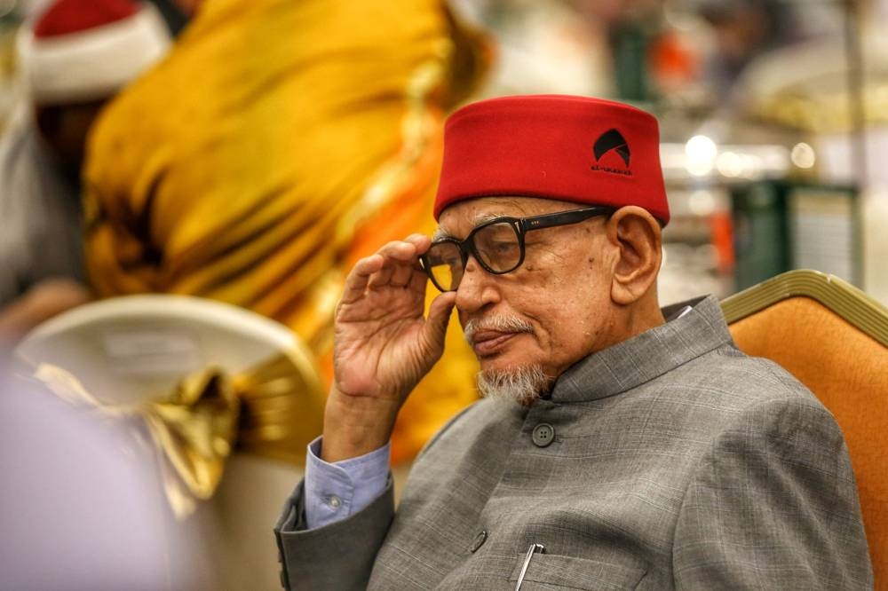 Hadi Awang provides statement for police investigation over racial ...