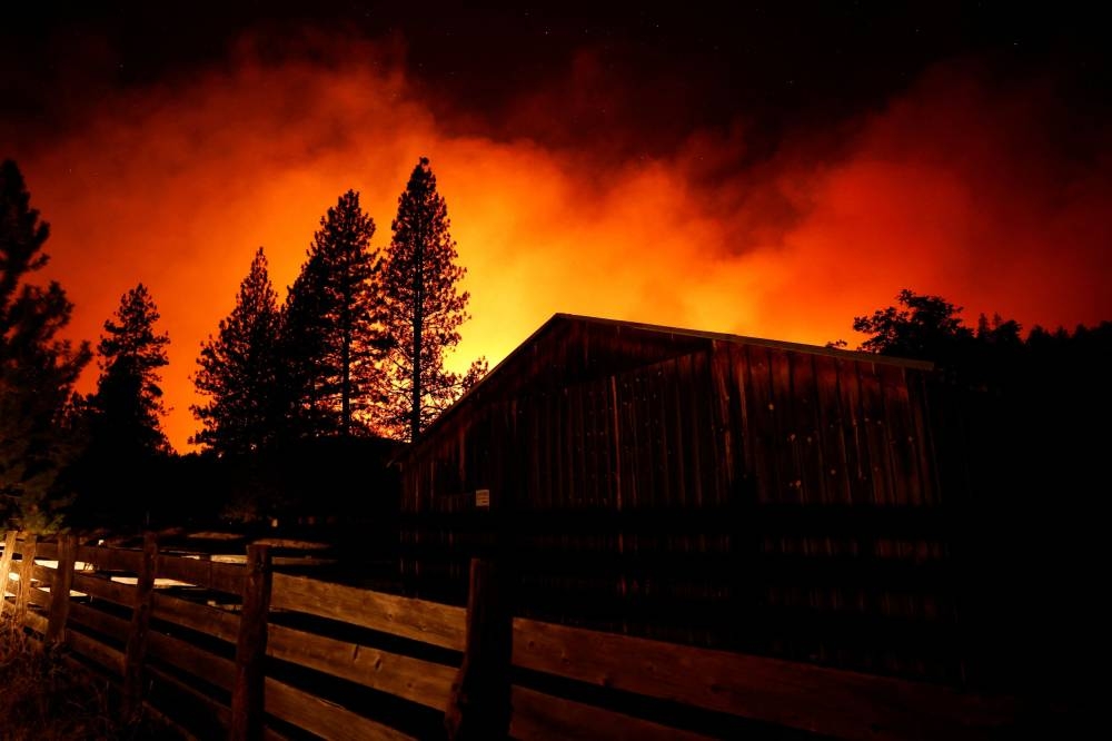 New wildfire spreading in central California mountains | Malay Mail