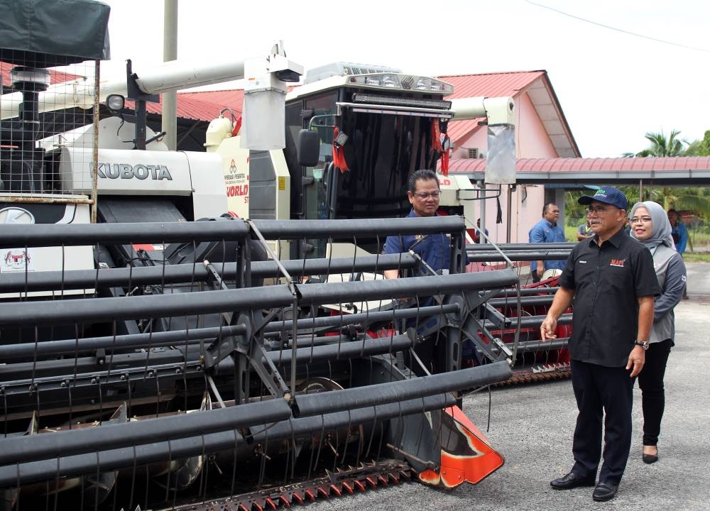 Agriculture minister: Large-Scale Smart Paddy Field programme capable ...