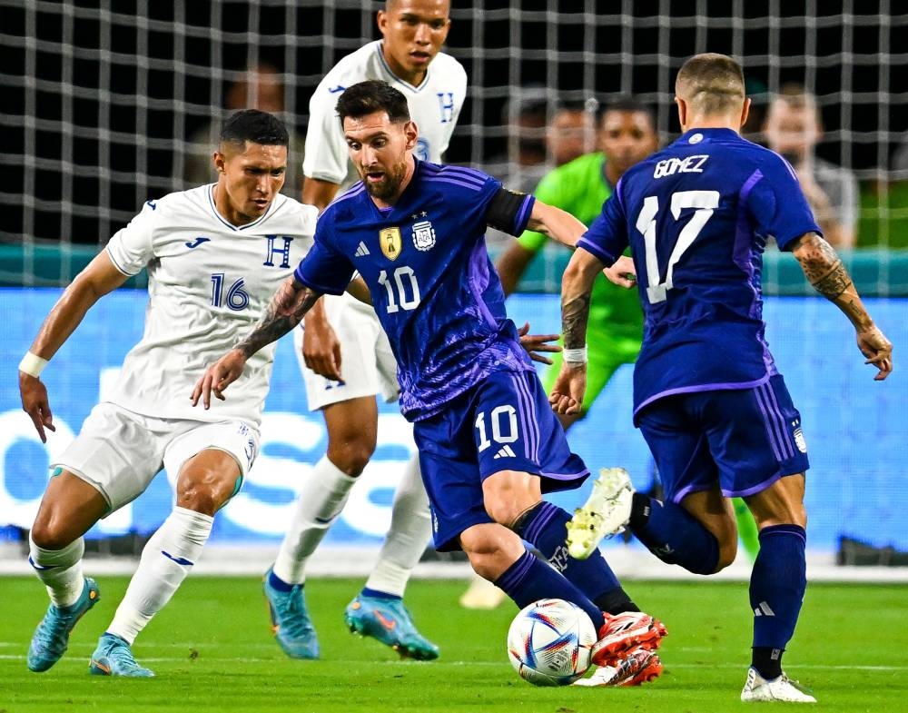 Messi scores twice as Argentina down Honduras - Trendradars Malaysia