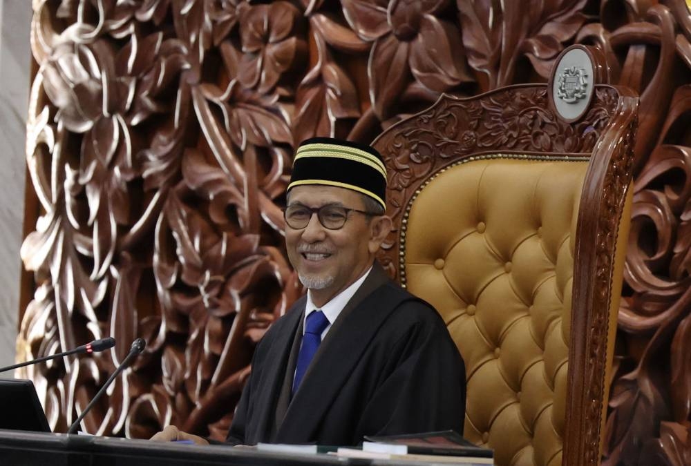 Ex-deputy Speaker Mohd Rashid Hasnon to defend Batu Pahat for GE15 ...