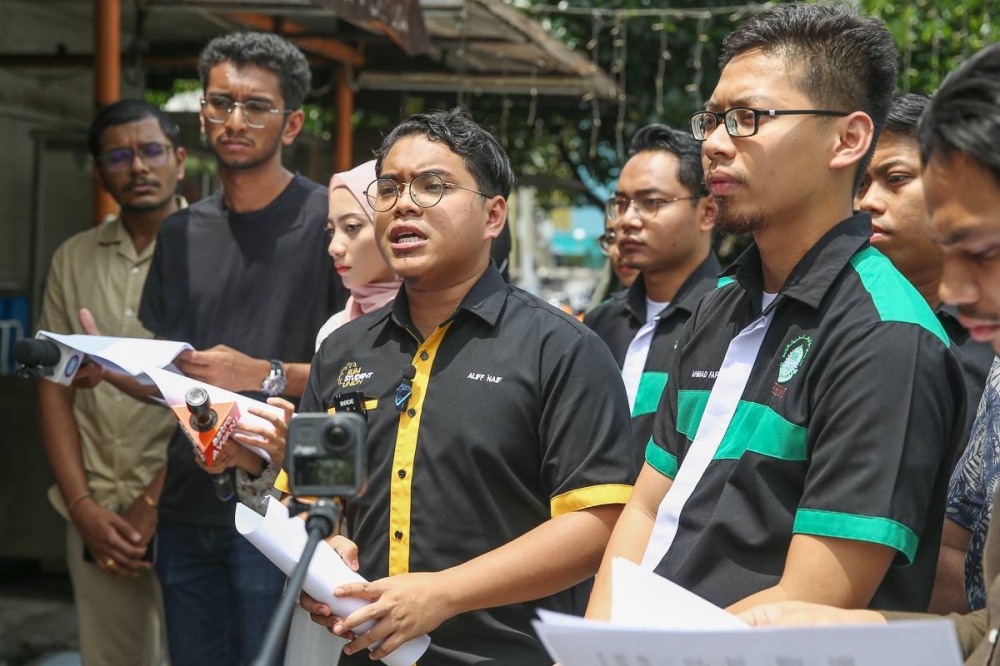 Want youth’s vote? Here are 15 things for your GE15 manifesto, varsity ...
