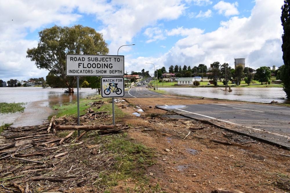 Australia’s southeast remains on flood watch as river levels peak ...