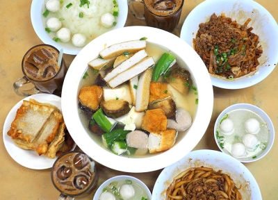 Hit up Heng Kee Eating House in Cheras for fish balls and 'yong tau foo ...