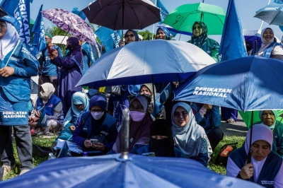 Can the Pakatan-BN govt woo Perikatan voters? Difficult but not ...
