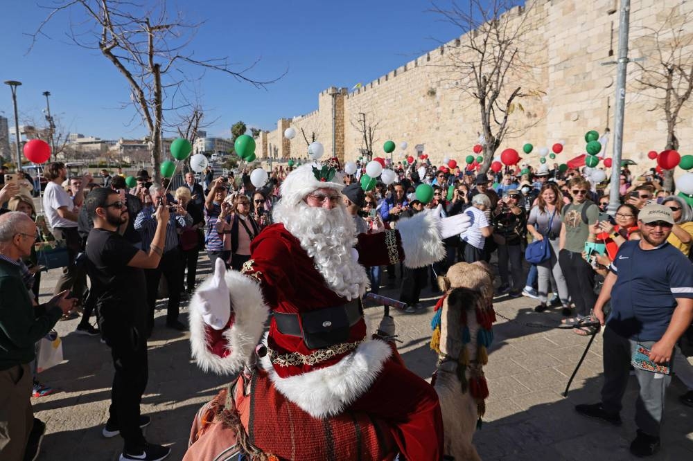 Palestinian Santa brings festive cheer to Jerusalem | Malay Mail