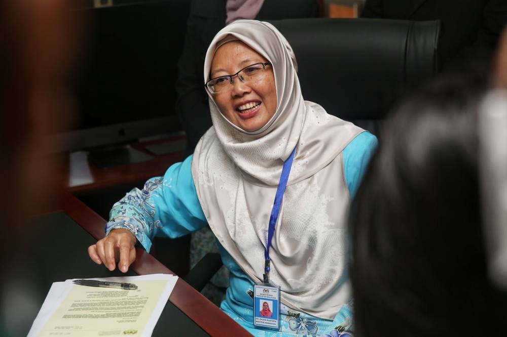Malaysia’s first woman health minister says open to advice from past office bearers | Malay Mail
