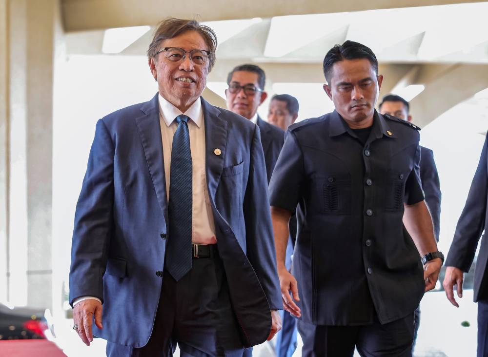 Sarawak premier says Autonomous Rapid Transit to start service in Q4 2025 | Malay Mail