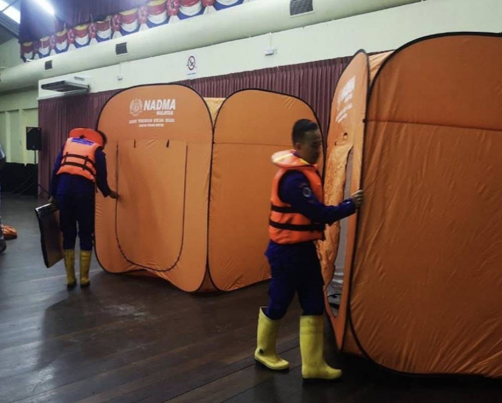 Civil Defence Force: 139 in Sarawak evacuated due to floods | Malay Mail