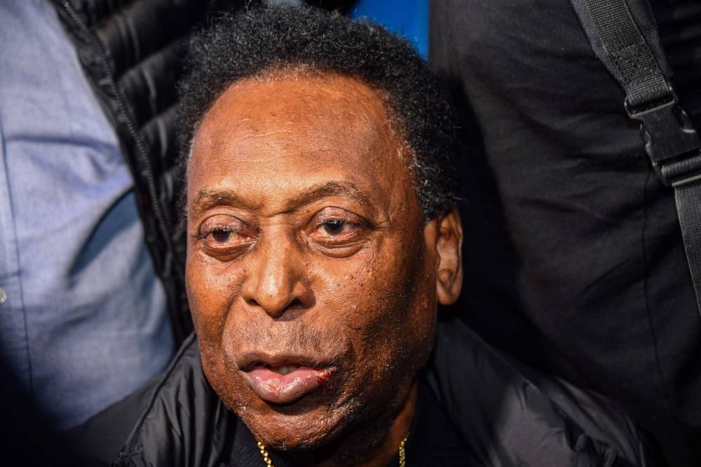 ‘One more night together’: Pele’s daughter shares photo with father ...