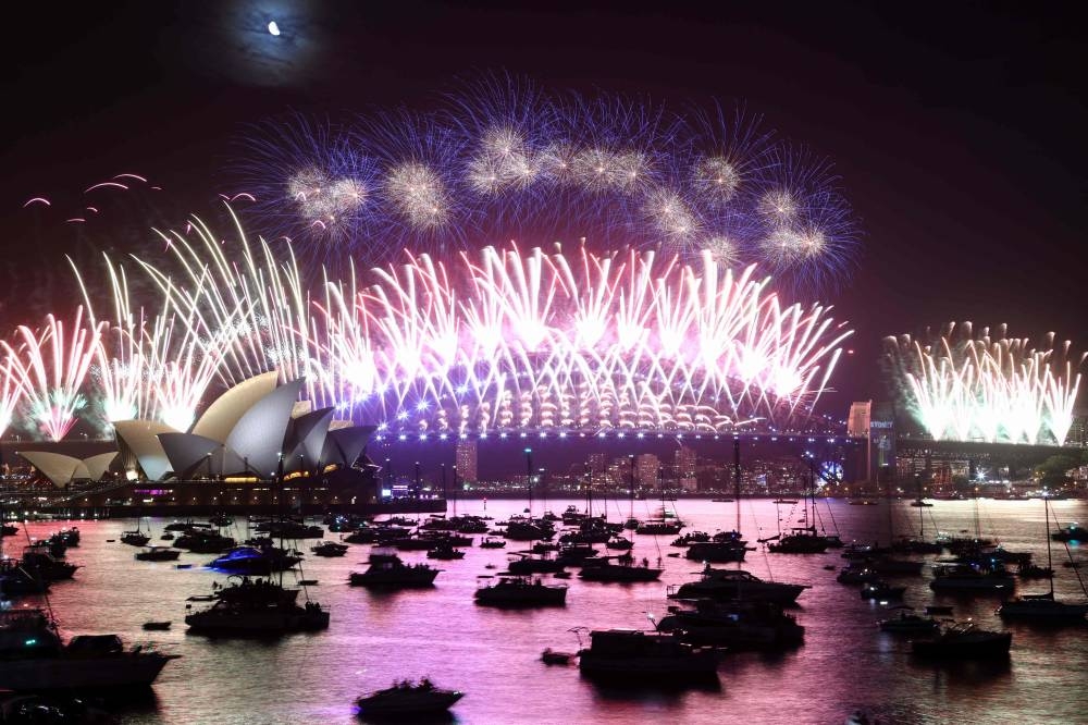 World Starts To Ring In 23 After Turbulent Year Malay Mail