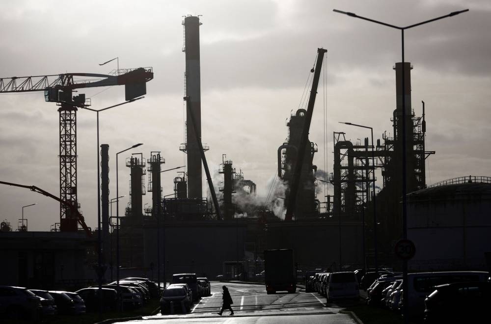 French oil workers’ union calls for strikes over pensions | Malay Mail