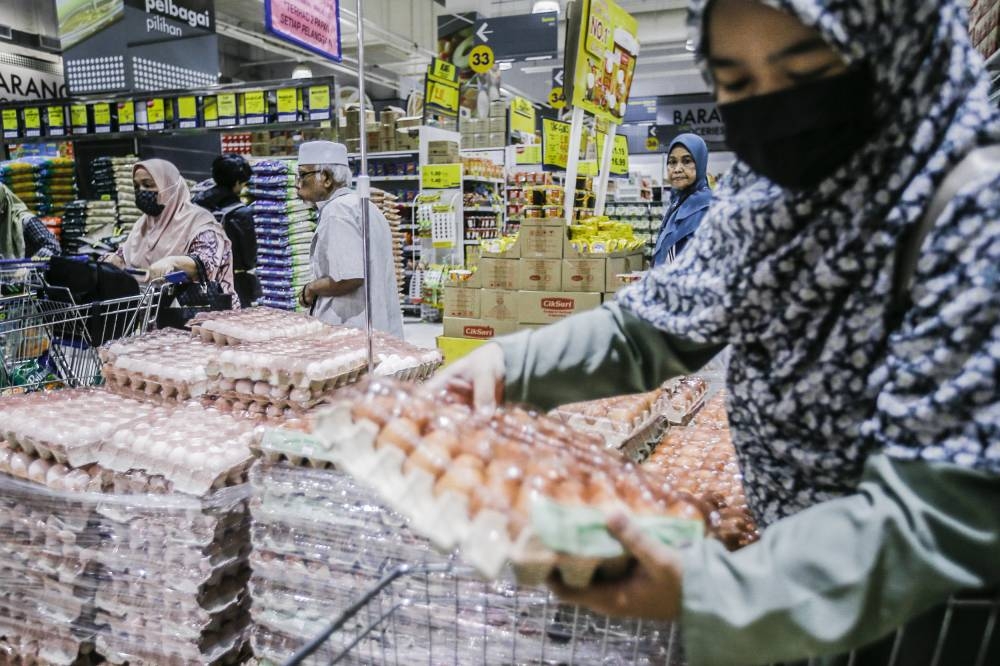 MIDF Research remains upbeat on Malaysia's consumer sector | Malay Mail