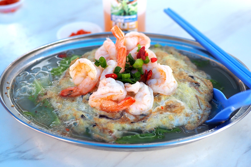 Steamed 'bee hoon', 'petai char kway teow' and fried 'nian gao': Some ...