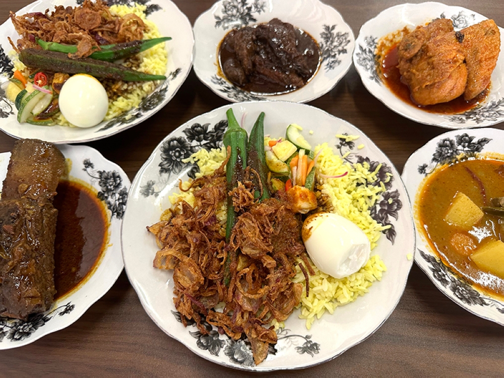 For northern-style dishes, head to PJ Taman Megah's Nasi Dalca ...