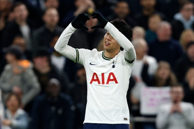 Spurs call for action after ‘reprehensible’ racist abuse of Son | Malay ...