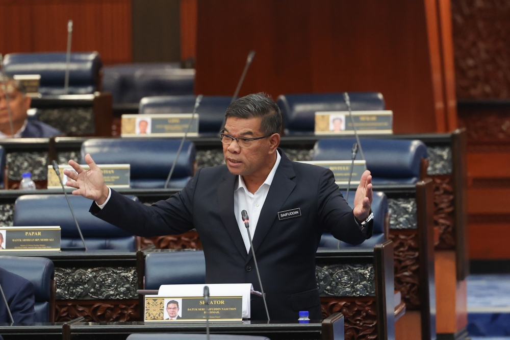 Saifuddin Nasution targets deciding at least 10,000 citizenship ...