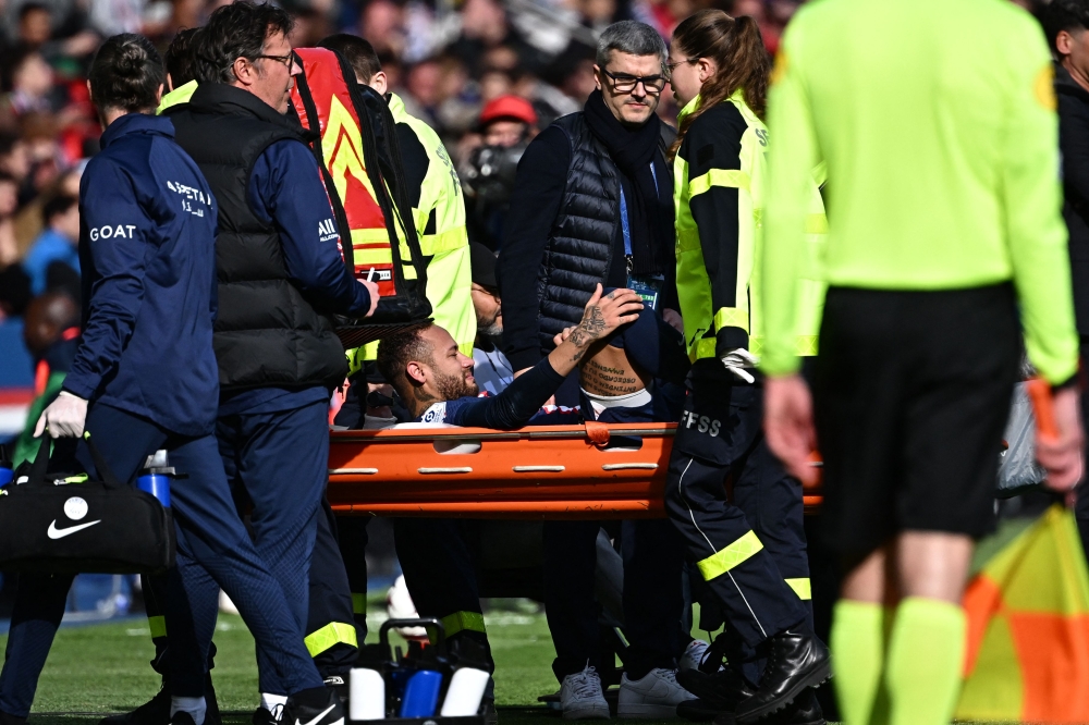 Neymar ruled out of Champions League clash with Bayern due to injury ...