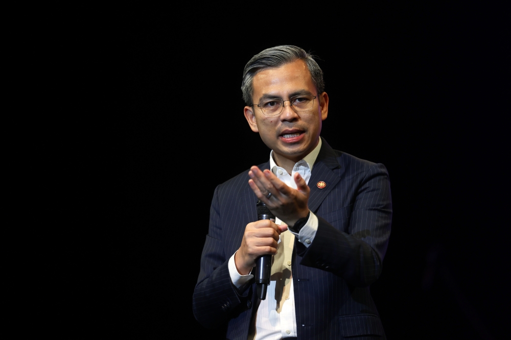 Fahmi tells Muhyiddin to focus on charges he’s facing, reduce the ...
