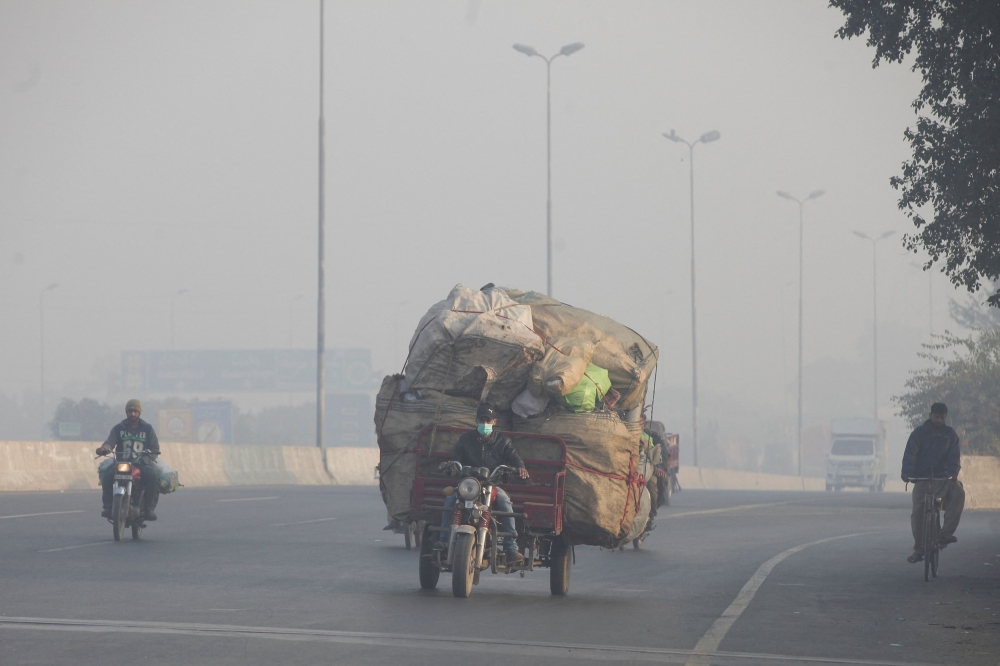 Lahore is most polluted city, Chad worst among countries, says survey ...