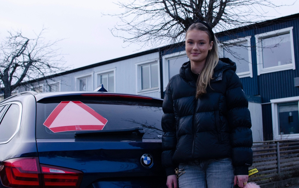 Licence to drive: Sweden’s teens go for Porsches and BMWs | Malay Mail