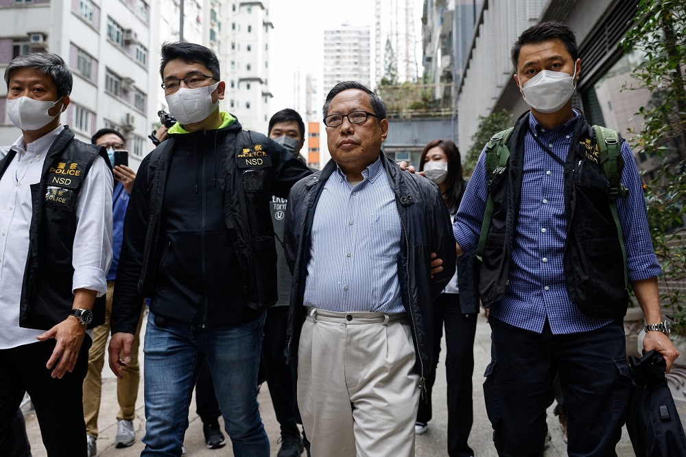 Hong Kong police detain prominent democrat Albert Ho while on bail ...