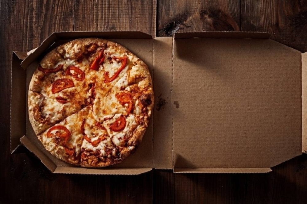 Florida man arrested for allegedly slapping woman with pizza slice ...