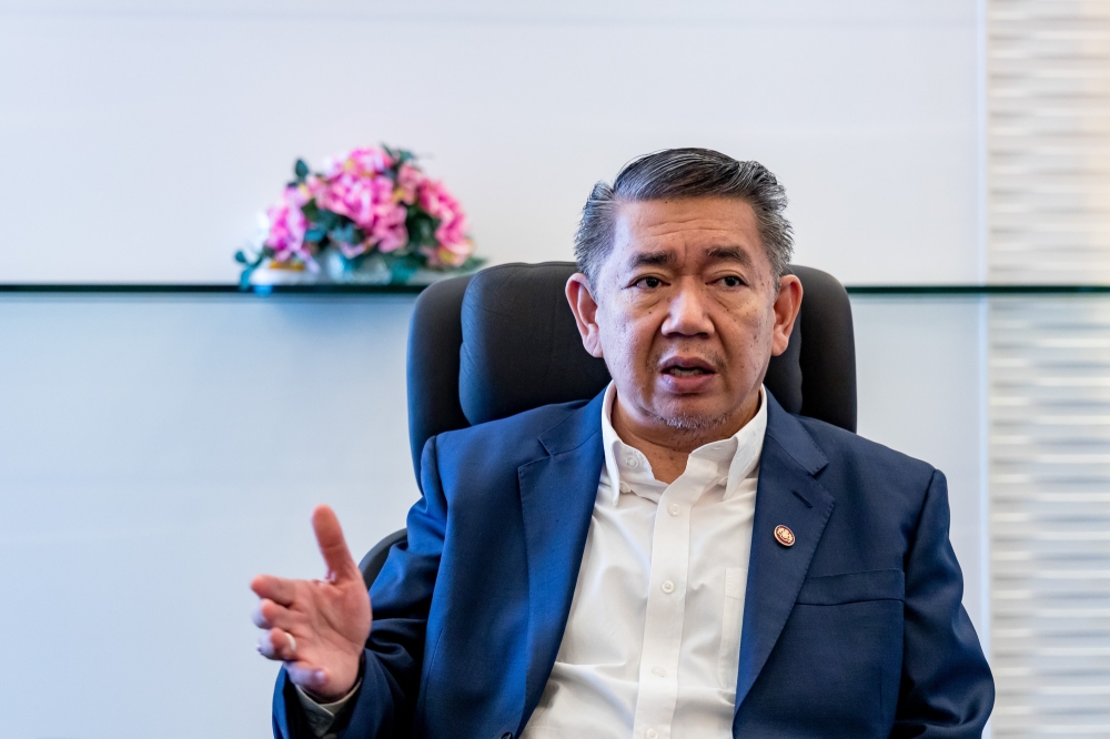 Salahuddin: Domestic Trade Ministry to conduct impact study on Payung ...