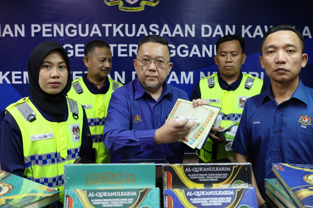 Home Ministry seizes unapproved Quran copies worth RM250,000 since ...