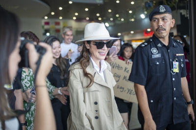 ‘Happy to be home’: Oscar winner Michelle Yeoh returns for fans’ public meet-and-greet tomorrow ...