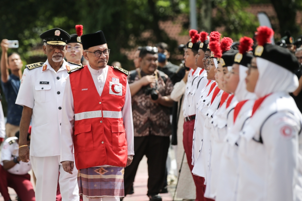 Govt to channel RM3m to Malaysian Red Crescent to encourage ...