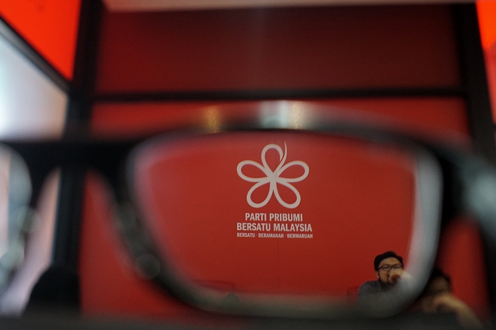 Report: Bersatu accuses MACC of contempt over party’s seized bank ...