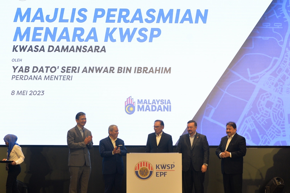 Anwar wants EPF to raise domestic investments to 70pc | Malay Mail