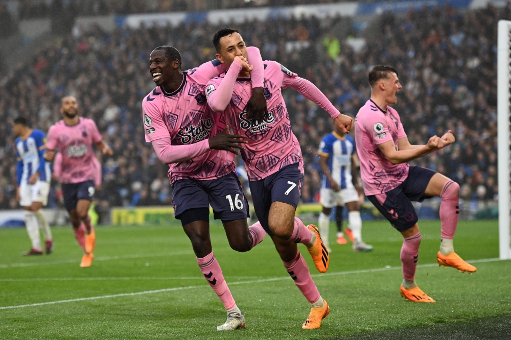 Everton, Forest rise out of relegation zone, Leicester slide in 21-goal ...