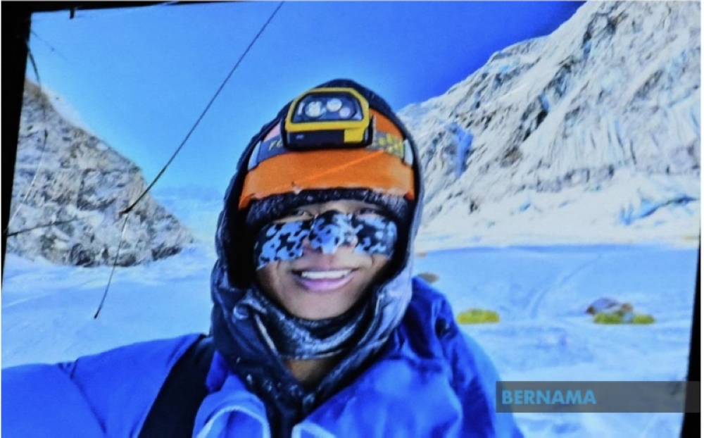 SAR mission to find missing Mount Everest climber Hawari ends a day ...
