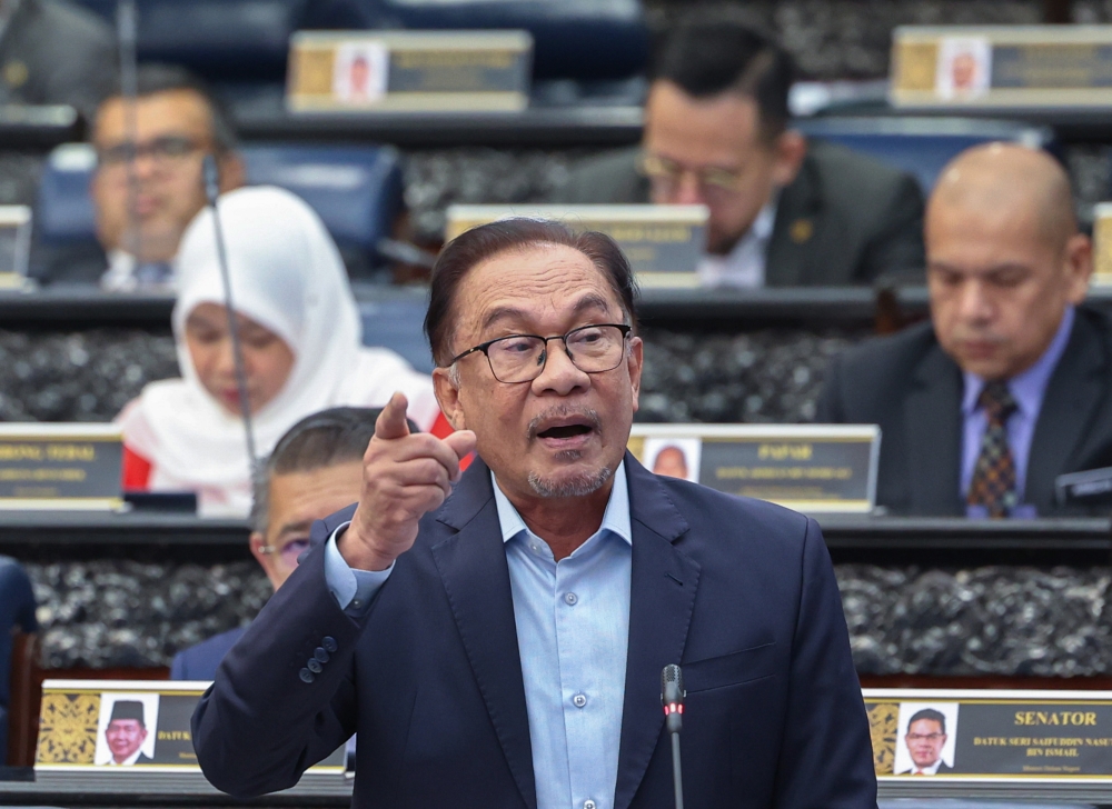 PM Anwar says willing to ‘flip-flop’ on decisions as long as public's ...