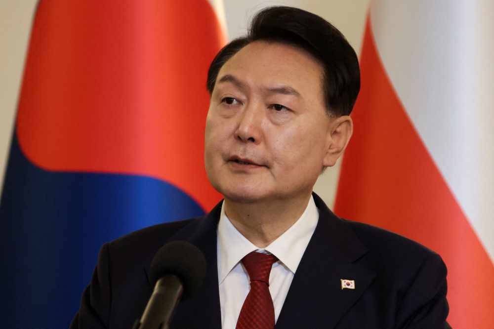 South Korea President Yoon makes surprise visit to Ukraine | Malay Mail