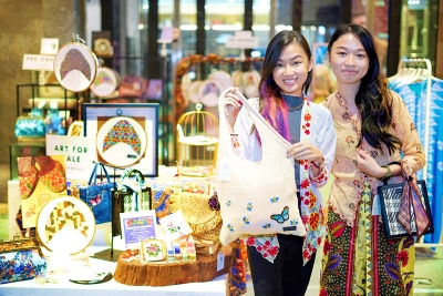 Mother’s beads: How manekNya preserves and celebrates the Peranakan art ...