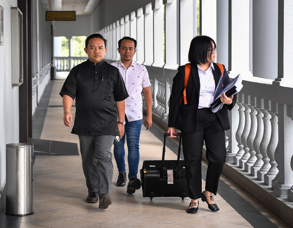 Jana Wibawa project: Wan Saiful failed to strike out corruption charges ...