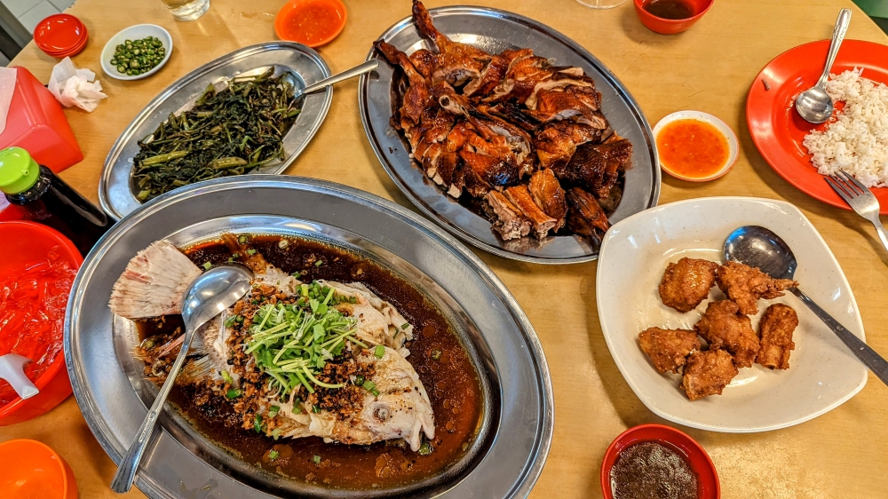In Taman Paramount, roast duck and more reveal an unsung gem in ...