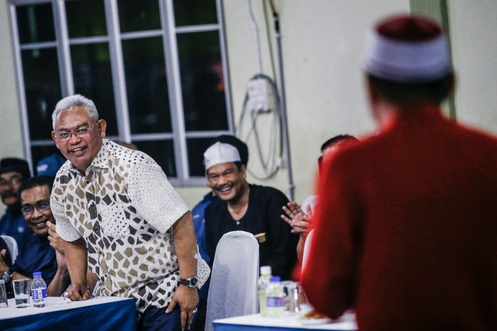 With Noh Omar looming large, BN seen vulnerable in Selangor’s rice belt ...