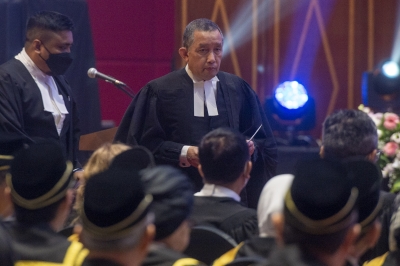 AG: Zahid’s trial given new lead prosecutor, as Raja Rozela allowed to ...